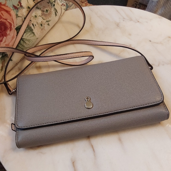 London Fog | Bags | London Fog Gray Trifold Wallet Crossbody Strap ...
